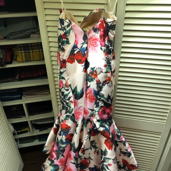 Camille La Vie | Dresses | Prom Dress Never Worn | Poshmark